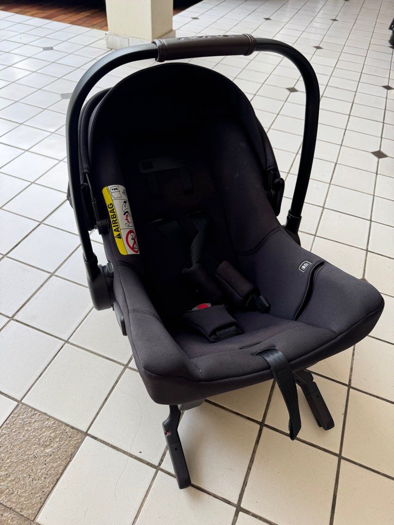 NUNA Pipa Urbn in Caviar, Babies & Kids, Going Out, Car Seats on Carousell