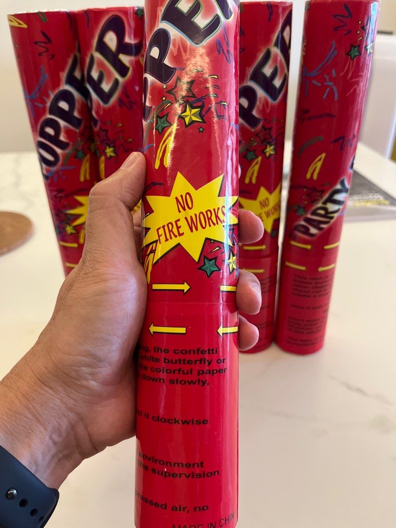 Party Popper Confetti Cannons - New, Hobbies & Toys, Occasions & Party ...