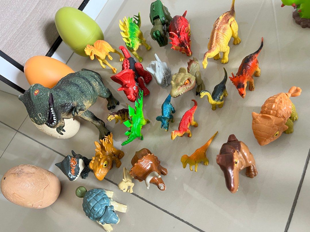 Plants vs Zombies and Dinosaur Toy Figures, Hobbies & Toys, Toys ...