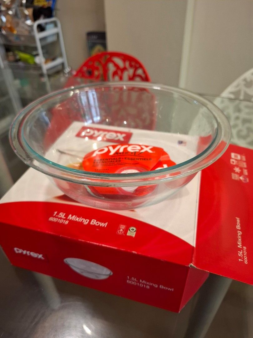 Pyrex mixing bowl, Furniture & Home Living, Kitchenware & Tableware ...