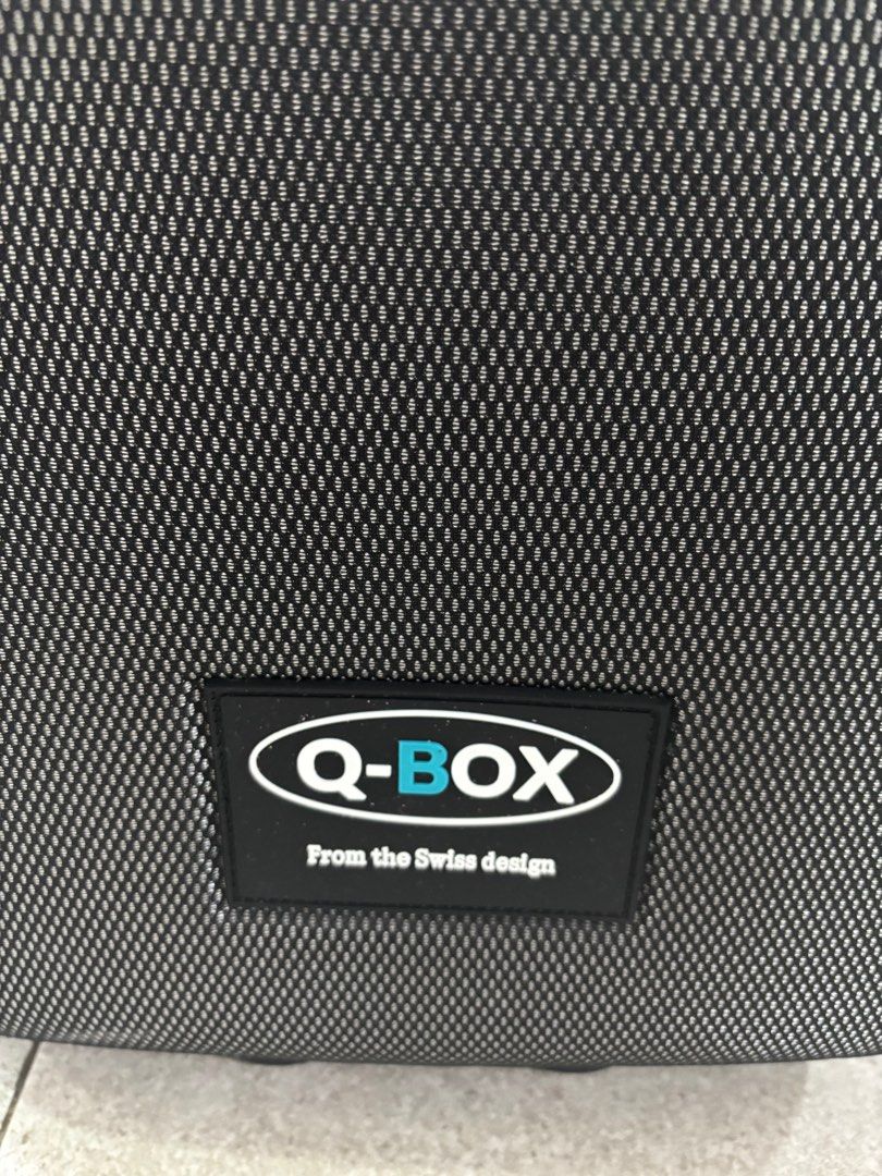 qbox luggage ride on kids cabin travel luggage, Hobbies & Toys, Travel ...