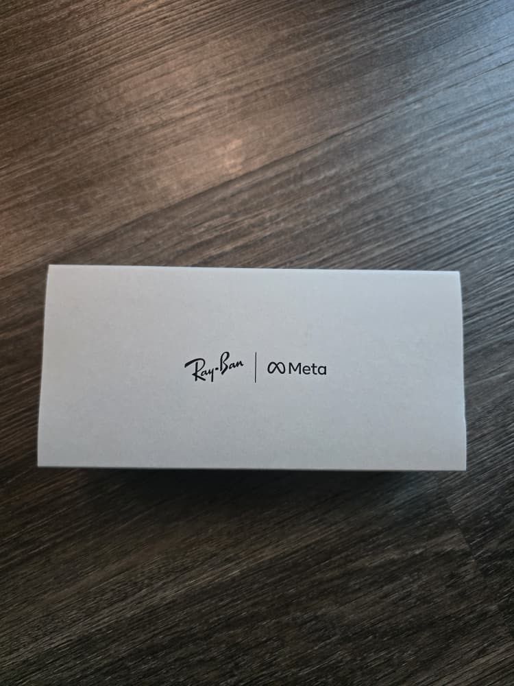 Ray-Ban Meta Wayfarer Smart Glasses, Men's Fashion, Watches ...