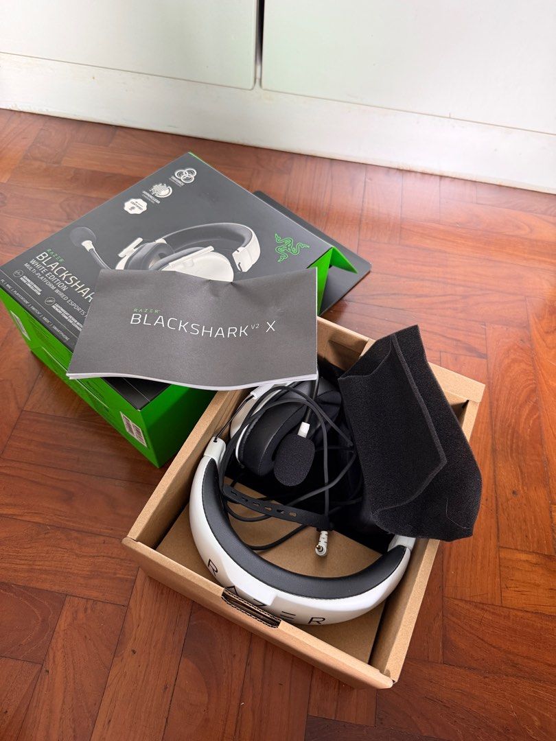 Razer Blackshark V2 X White Edition Gaming Headset, Audio, Headphones ...