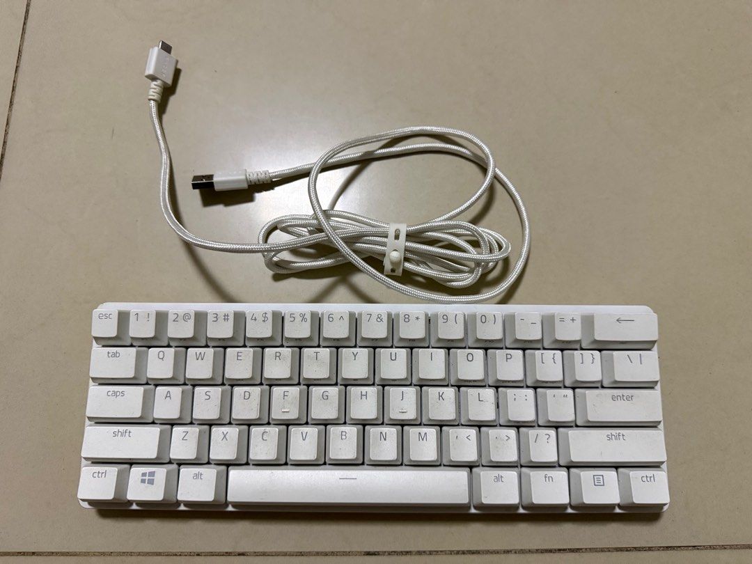 Razer huntsman mini white mercury, Computers & Tech, Parts ...