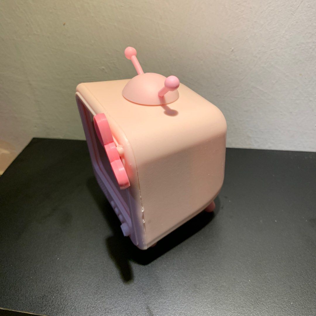 Sanrio Hello Kitty TV Box Stand Decor, Hobbies & Toys, Collectibles ...