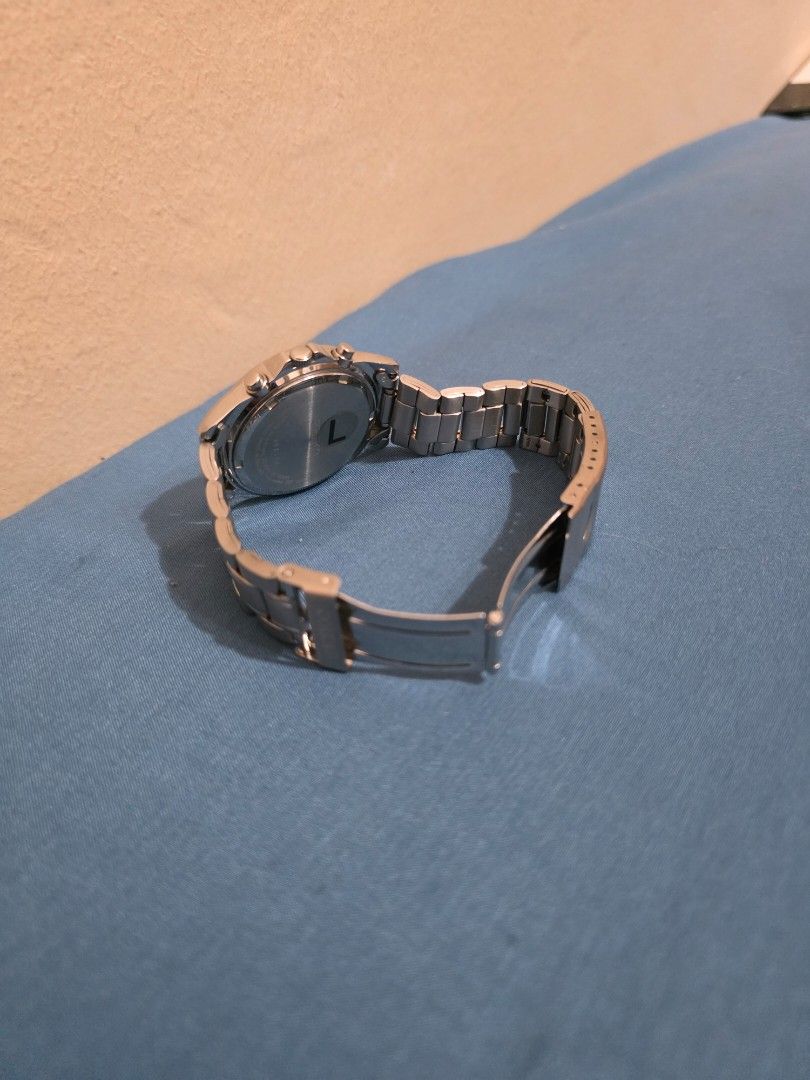 Seiko Chronograph Watch with Red Dial, Men's Fashion, Watches ...