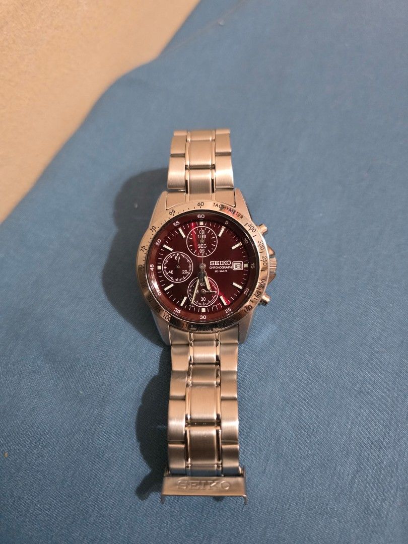 Seiko Chronograph Watch with Red Dial, Men's Fashion, Watches ...