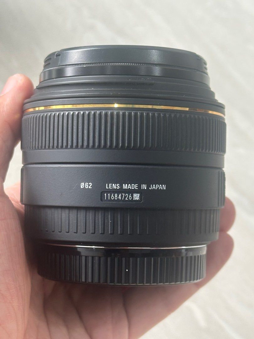 Sigma 30mm f1.4 EX DC (Canon mount), Photography, Lens & Kits on Carousell