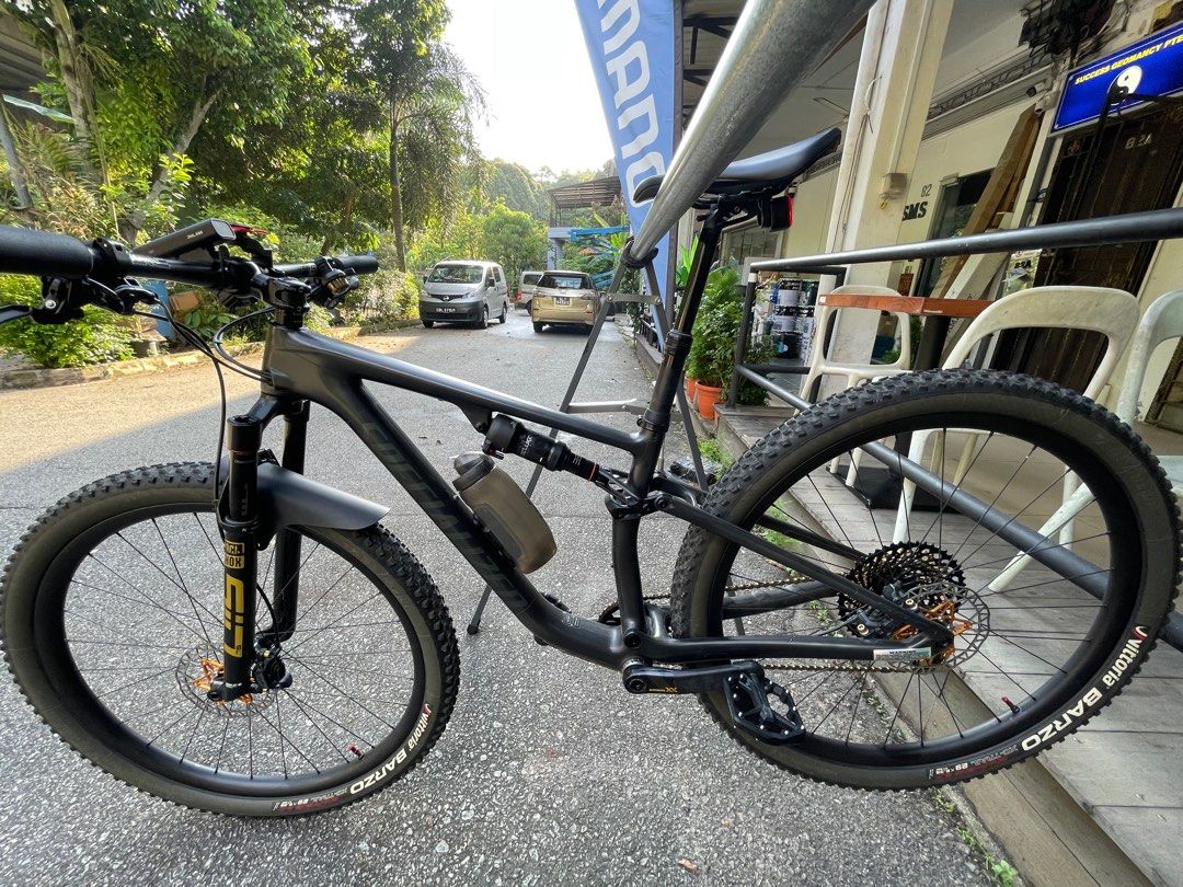 Specialized Epic Mountain Bike, Sports Equipment, Bicycles & Parts ...