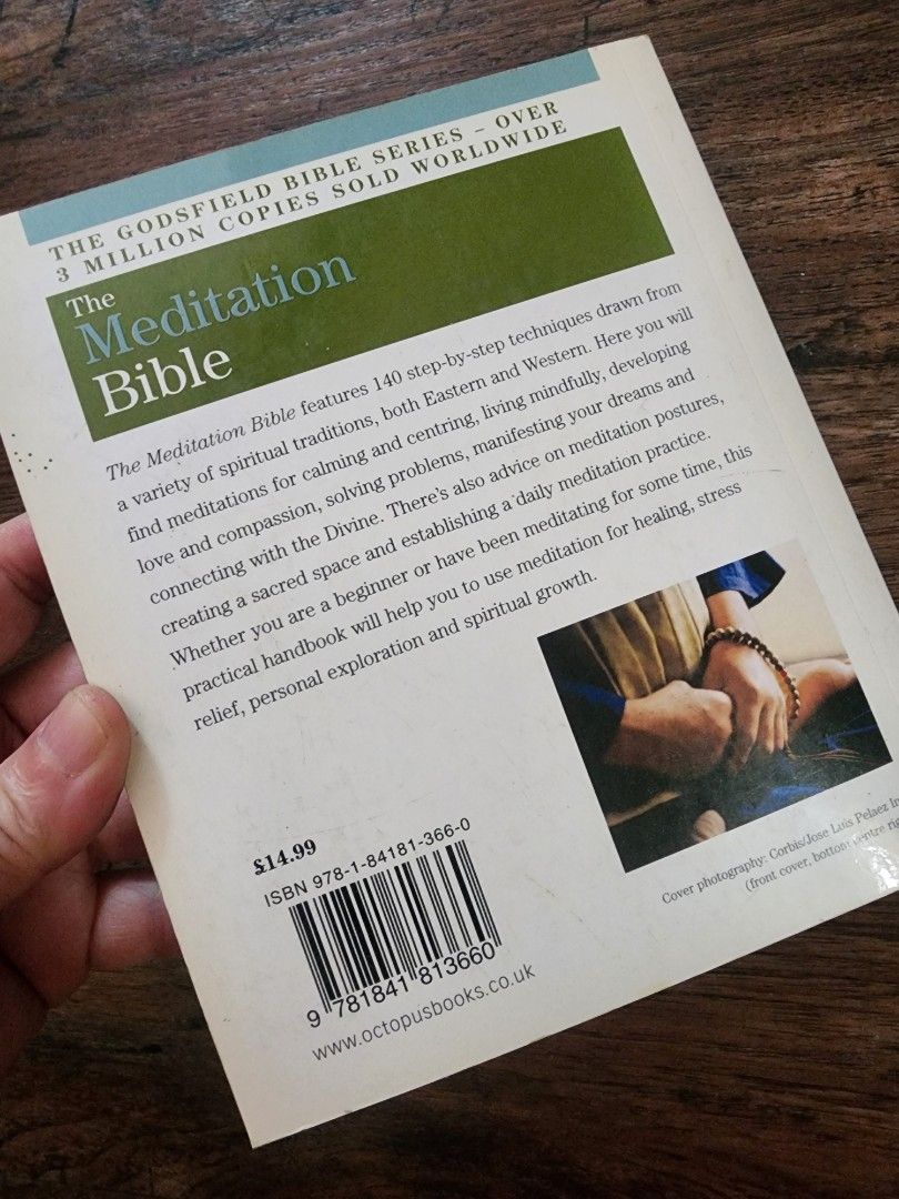 The Meditation Bible: The Definitive Guide to Meditation - madonna ...