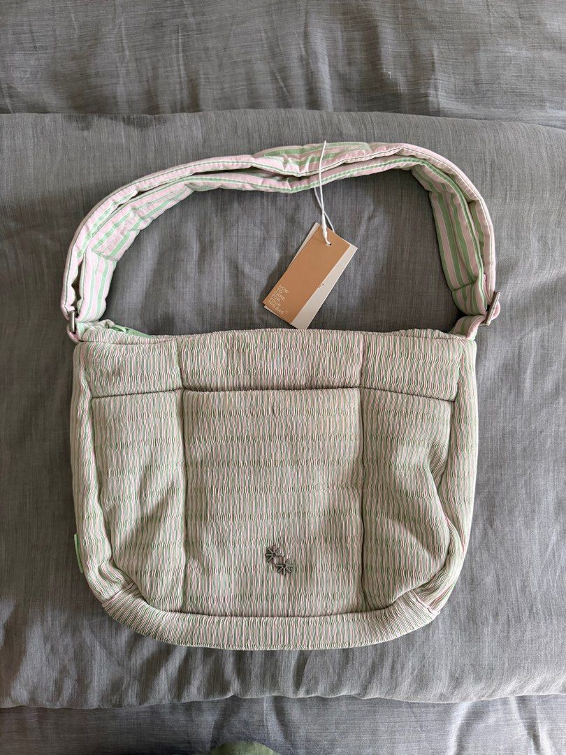 The Paper Bunny Puffer Swing - Crinkle Guava, Women's Fashion, Bags ...