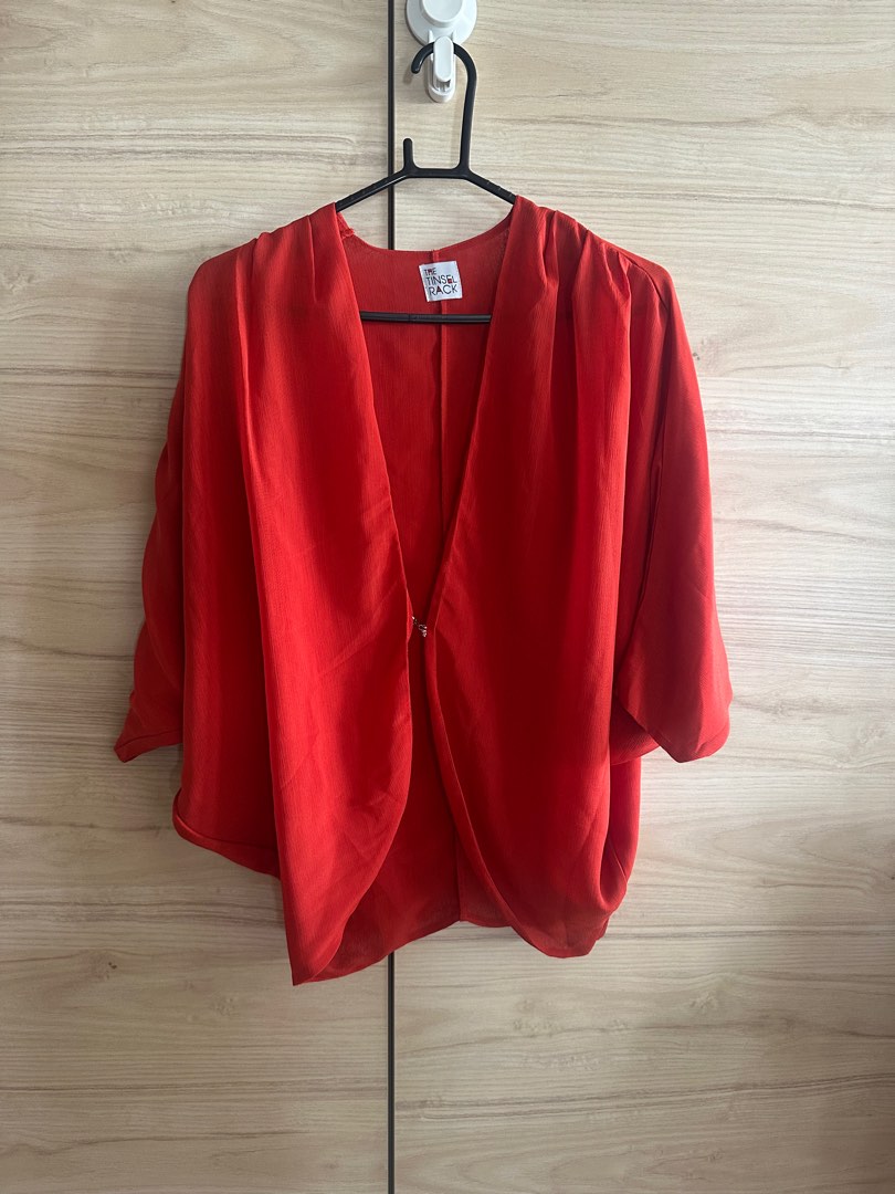 The Tinsel Rack Red Top, Women's Fashion, Tops, Sleeveless on Carousell