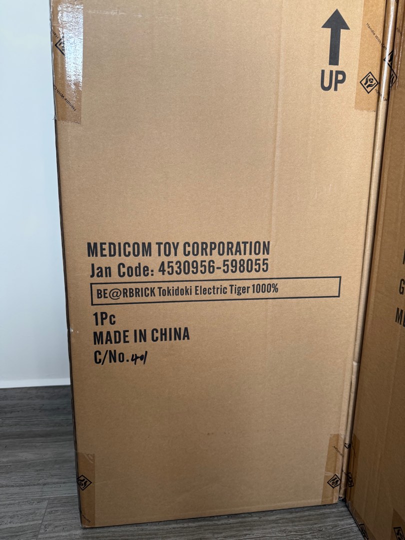 Tokidoki Electric Tiger Bearbrick 1000%, Hobbies & Toys, Toys & Games ...