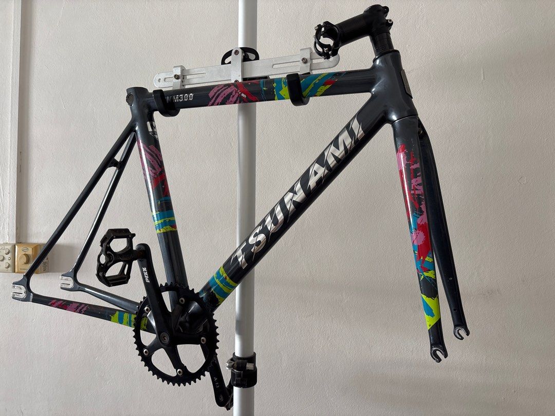 Tsunami IM300 Fixed Gear Bike Frame, Sports Equipment, Bicycles & Parts ...