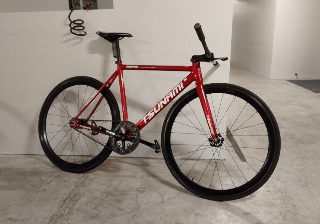 Tsunami SNM100 Fixed Gear Bike - Red, Sports Equipment, Bicycles ...