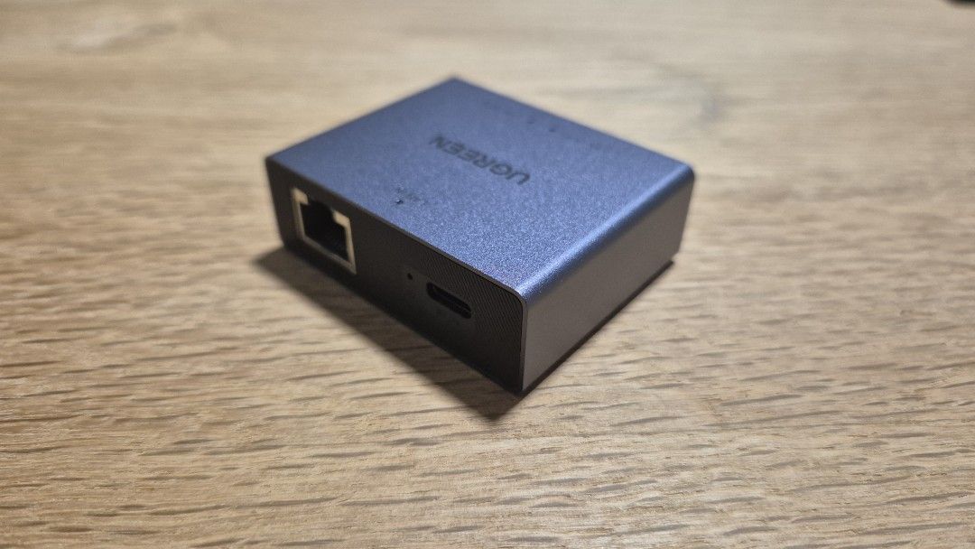 UGREEN Ethernet Data Switch / Splitter, Computers & Tech, Parts ...