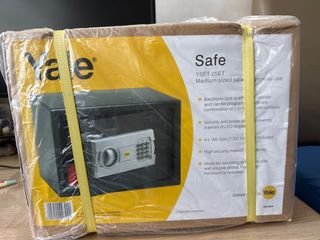 Yale YSFT-25ET Medium Sized Safe, Furniture & Home Living, Security ...
