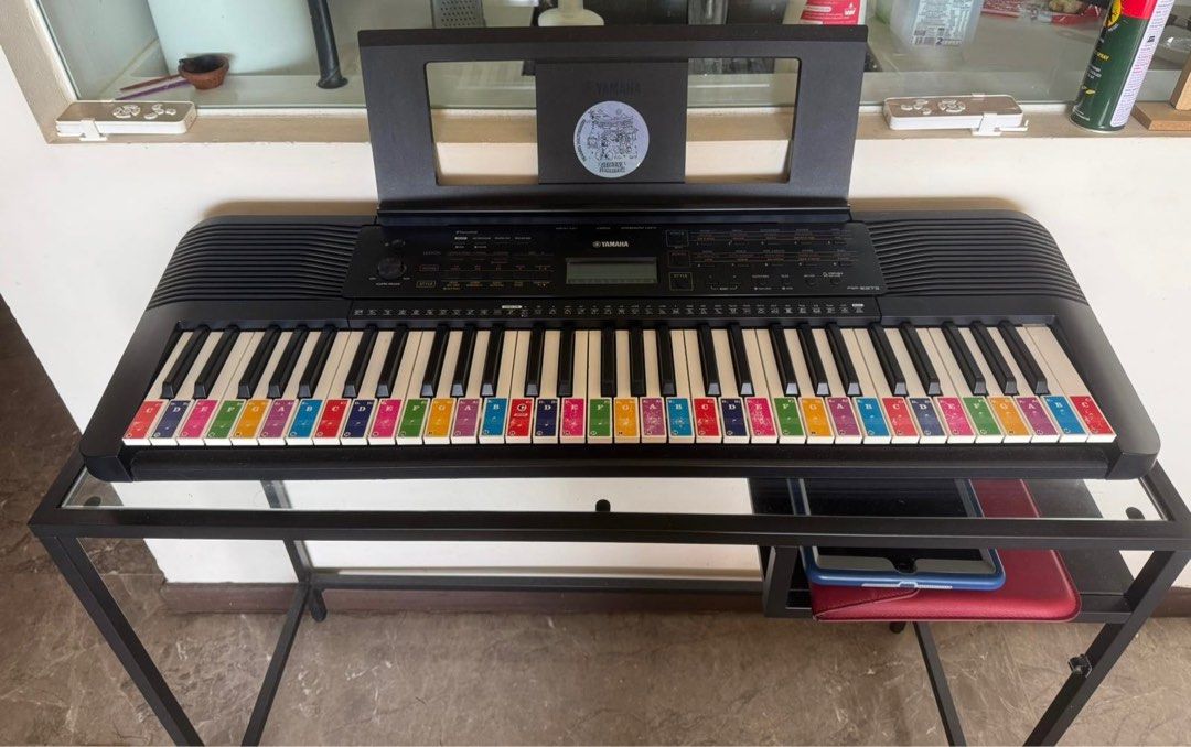 Yamaha PSR-E273 Keyboard with Stand, Hobbies & Toys, Musical ...