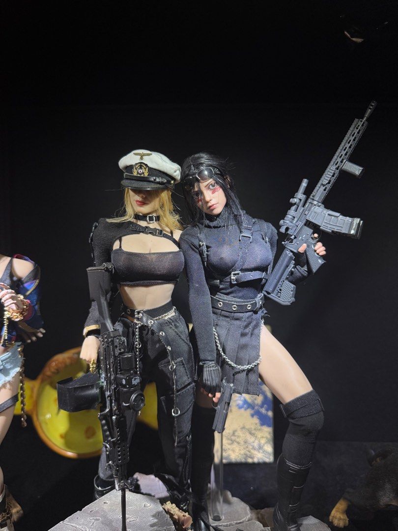 1/6 Scale Hot toys alita , harley quinn, Hobbies & Toys, Toys & Games ...