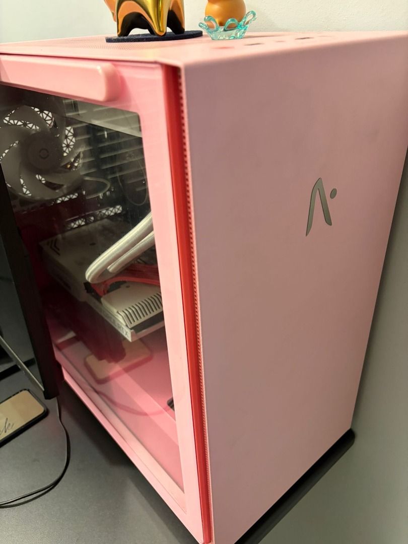 Aftershock Pink PC Case (Dec 2022), Computers & Tech, Parts ...