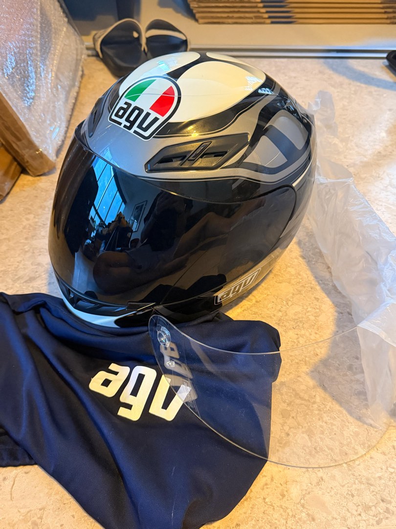 AGV K-4 EVO Full Face Helmet, Motorcycles, Motorcycle Apparel on Carousell