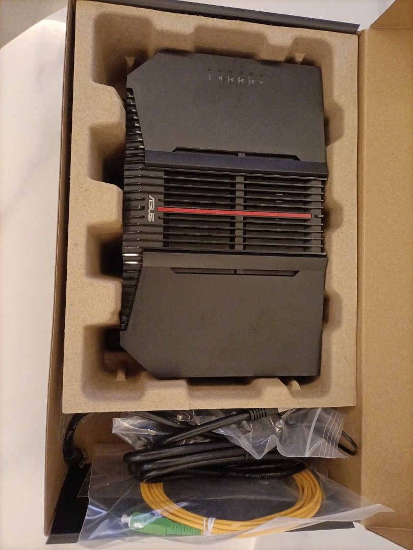 ASUS BE9700 Tri-band WiFi 7 Extensible Router, Computers & Tech, Parts ...