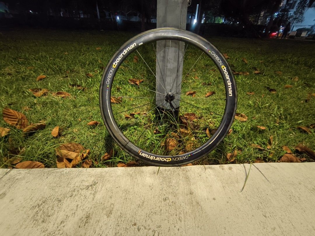 Boardman Carbon Wheel, Sports Equipment, Bicycles & Parts, Parts ...