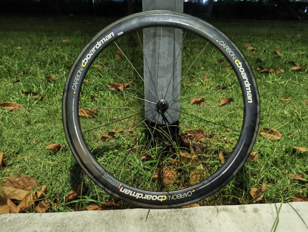 Boardman Carbon Wheel, Sports Equipment, Bicycles & Parts, Parts ...