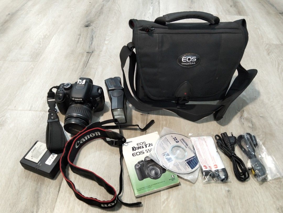 Canon EOS 550D DSLR Camera with CANON Flash, Photography, Cameras on ...