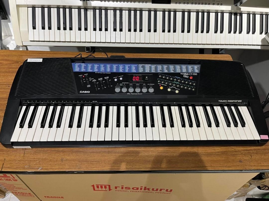 CASIO CT-700 Keyboard Piano Synthesizer 61-Key Digital with Touch ...