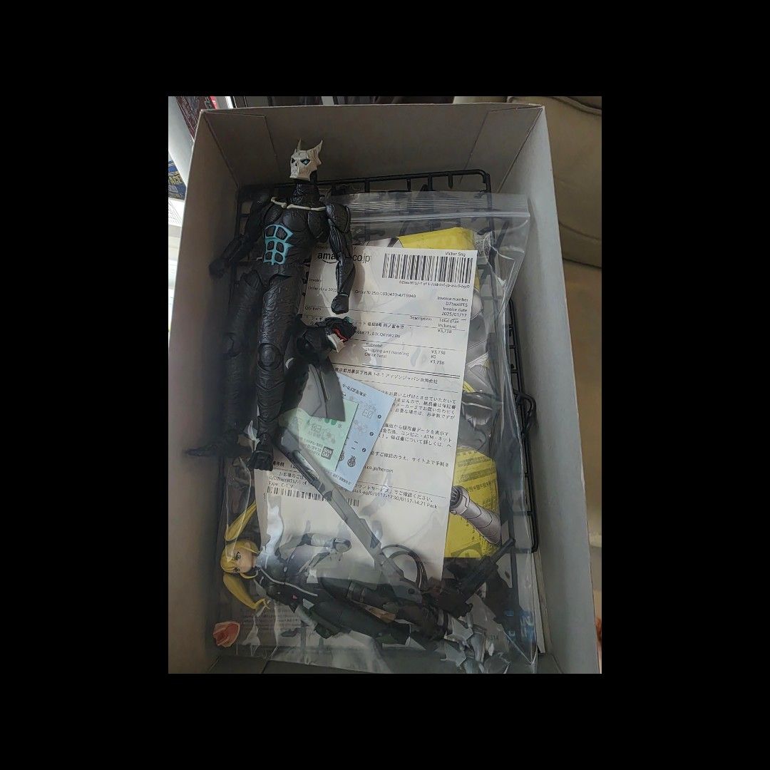 Figure-rise Standard Kaiju No. 8 + Kikoru Shinomiya Model Kit, Hobbies ...