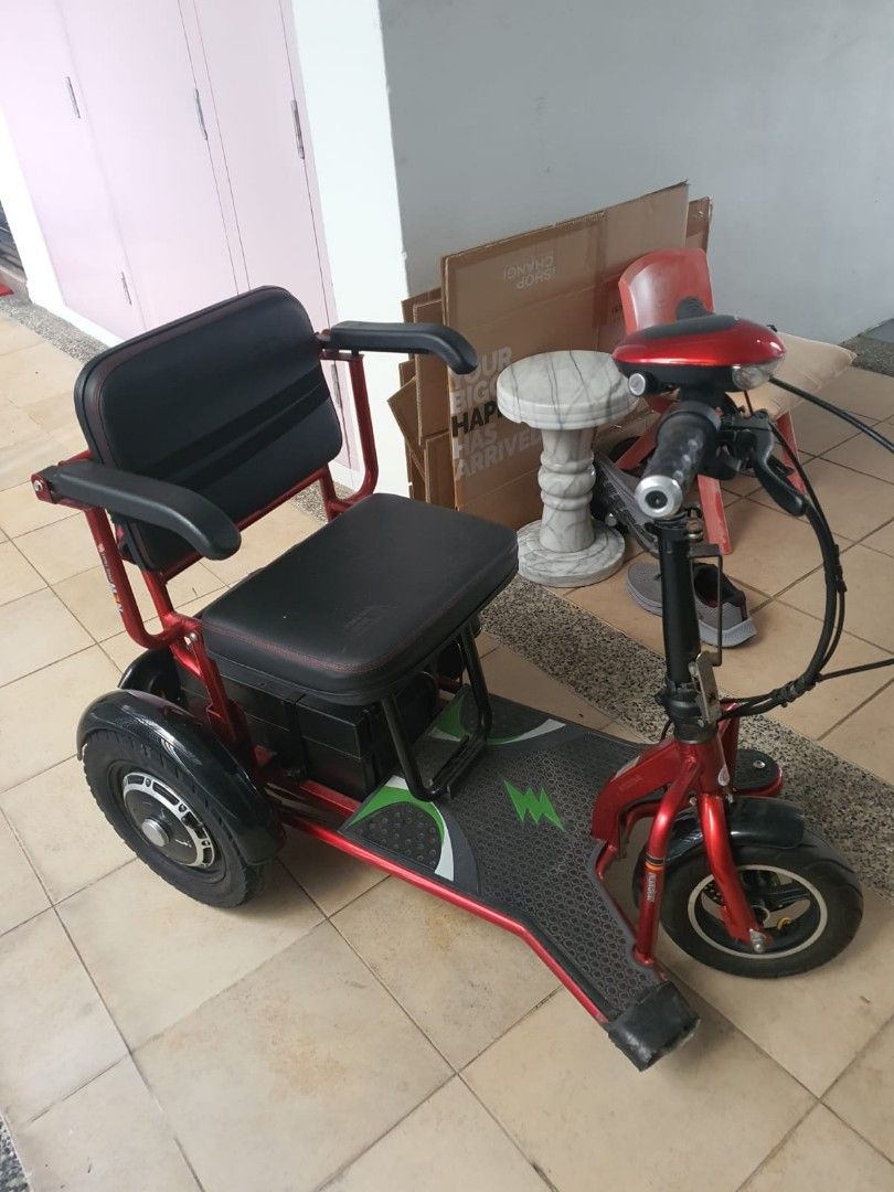 Foldable PMD 3 wheel, Sports Equipment, PMDs, E-Scooters & E-Bikes, E ...