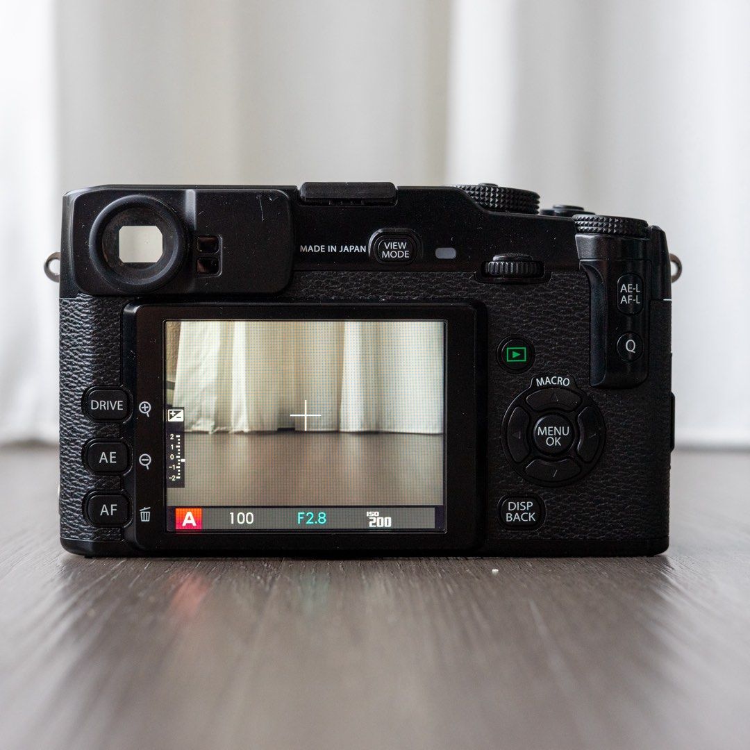 Fujifilm XPro1 with 18-55mm F2.8-4 lens (scratches on glass ...