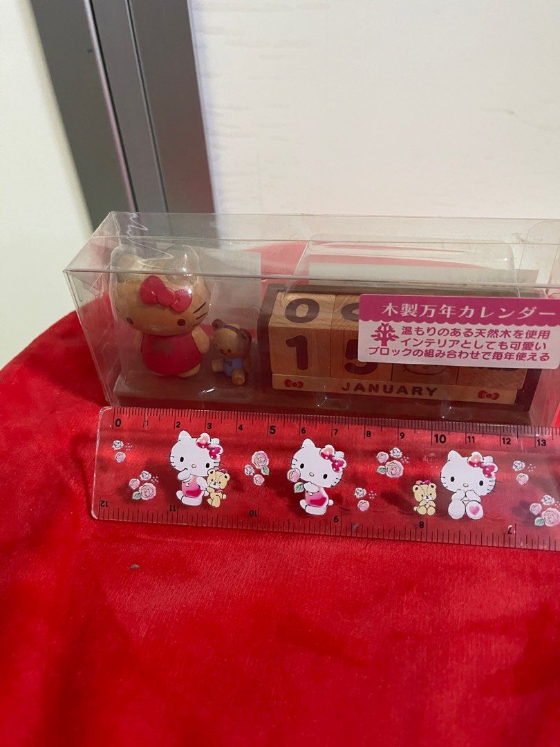 Hello Kitty Perpetual Calendar, Hobbies & Toys, Toys & Games on Carousell