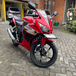 Cbr 2015 Dijual | Motor | Carousell Indonesia