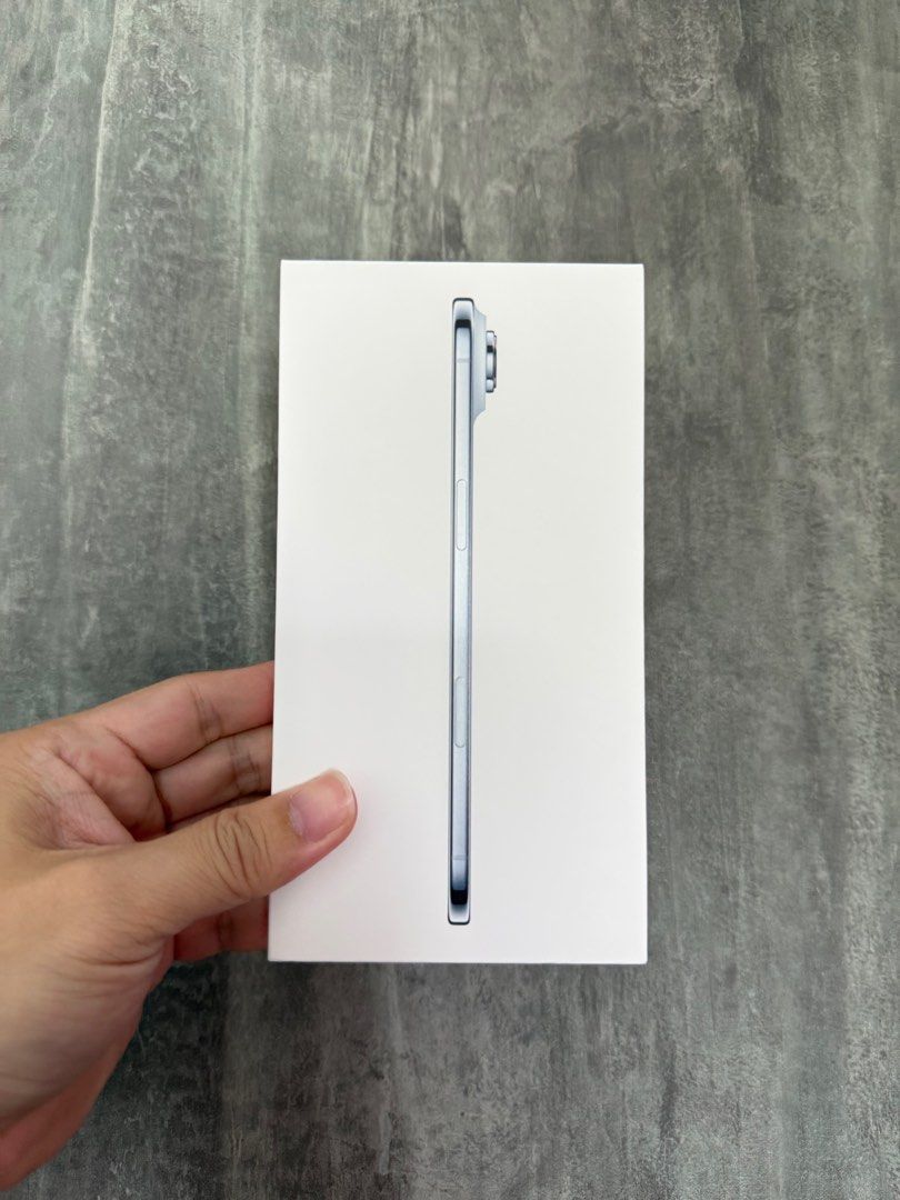 iPhone Air Sky Blue 256GB, Mobile Phones & Gadgets, Mobile Phones ...