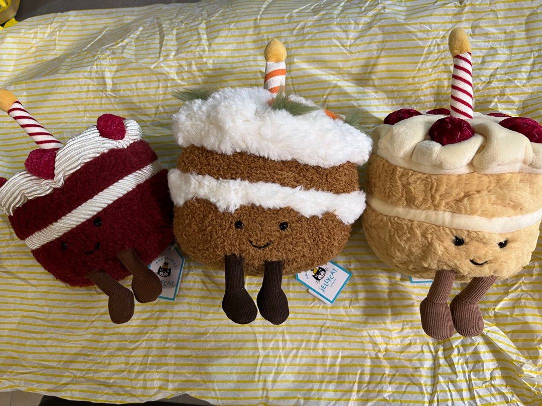 Jellycat Carrot Cake | Birthday Cake | Cheri Cake, Hobbies & Toys, Toys ...