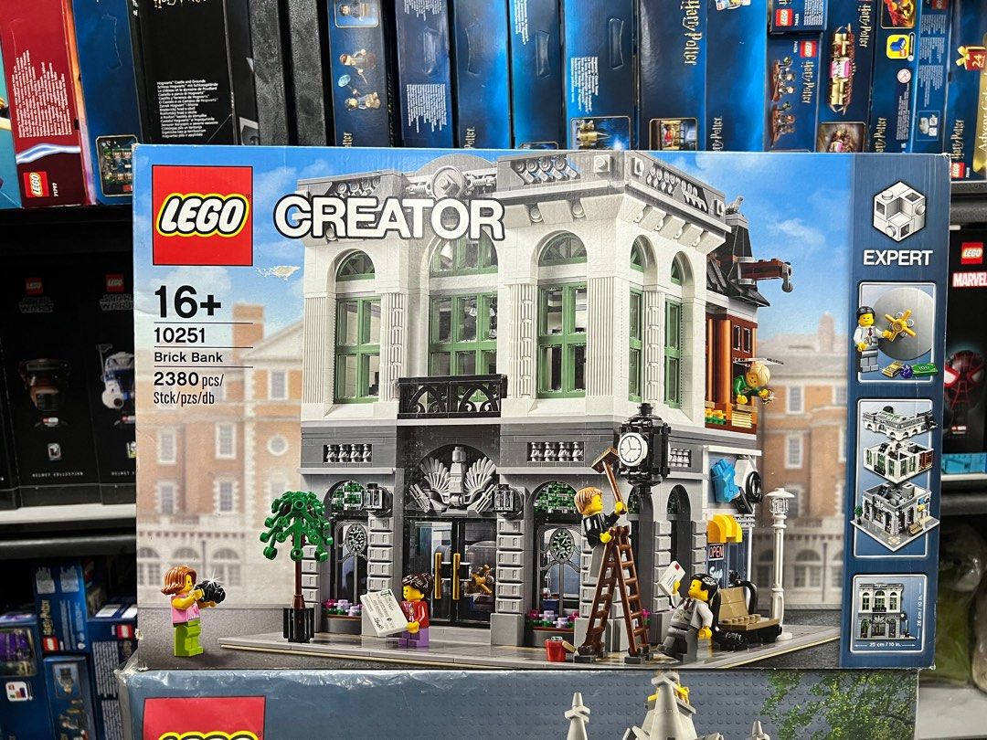 LEGO Creator Expert 10251 Brick Bank, Hobbies & Toys, Toys & Games on ...
