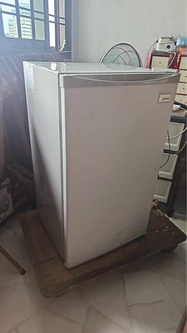 Midea Mini Refrigerator, TV & Home Appliances, Kitchen Appliances ...
