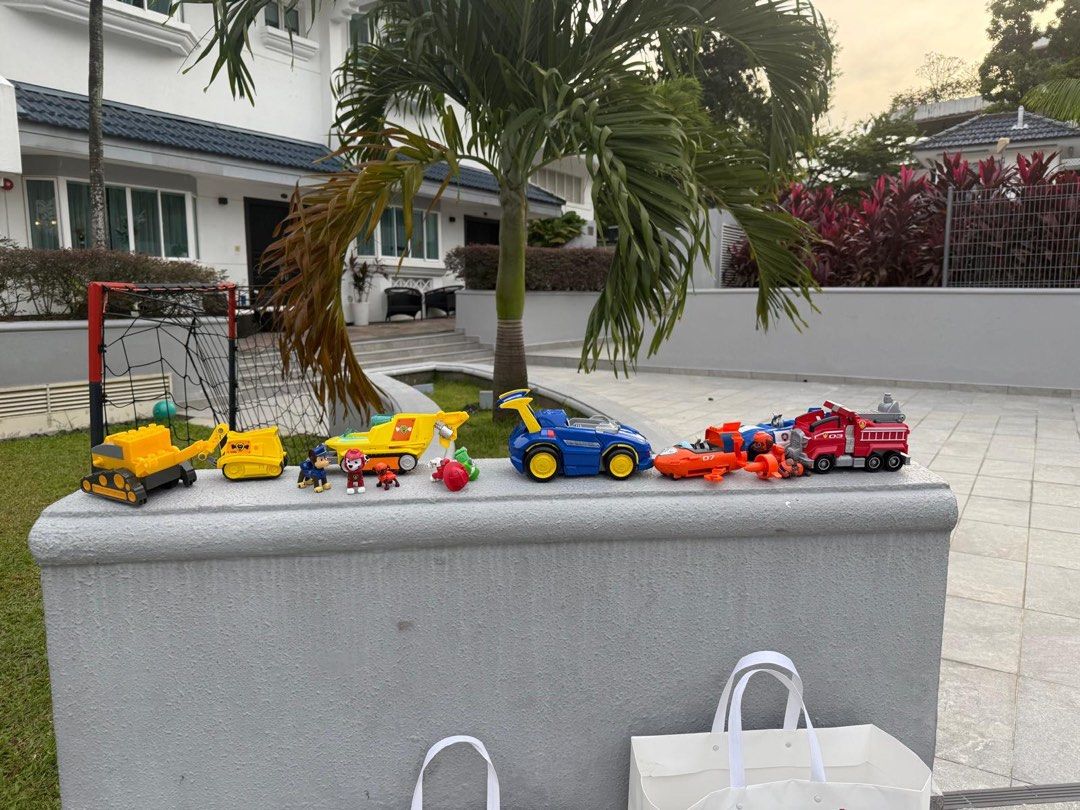 Paw Patrol Lookout Tower Playset with Vehicles, Hobbies & Toys, Toys ...