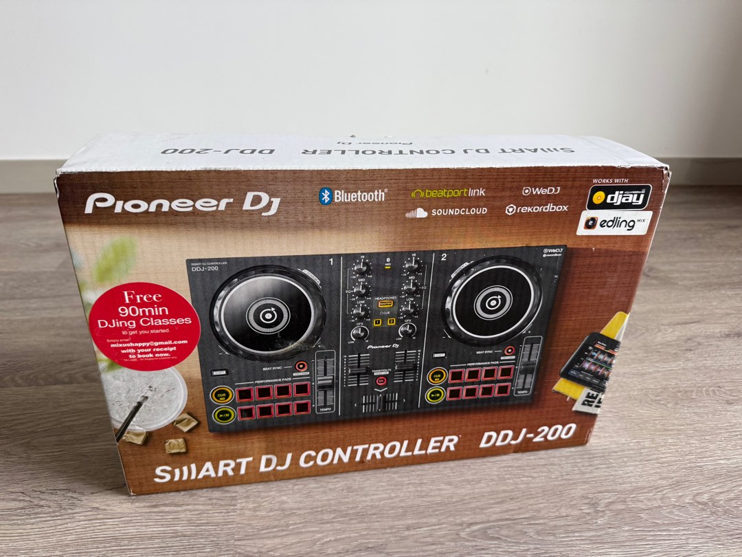 Pioneer DJ DDJ-200 Smart DJ Controller, Audio, Other Audio Equipment on ...