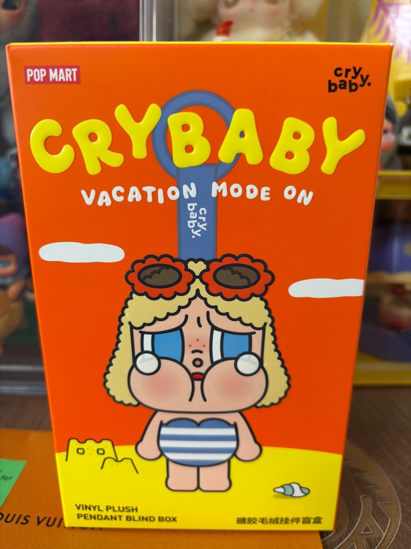POP MART Crybaby Vacation Mode On - Sunbathing, Hobbies & Toys, Toys ...