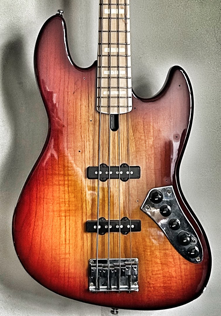 Sire V7 (1st Gen) Jazz Bass, Hobbies & Toys, Musical Instruments on ...