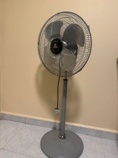 Hitachi Stand Fan, Furniture & Home Living, Lighting & Fans, Fans on ...