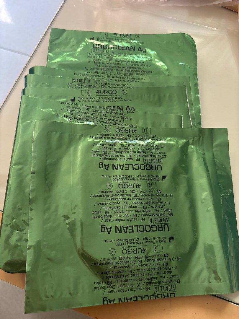 URGO Clean Ag Sterile Wound Dressing, Health & Nutrition, Medical ...