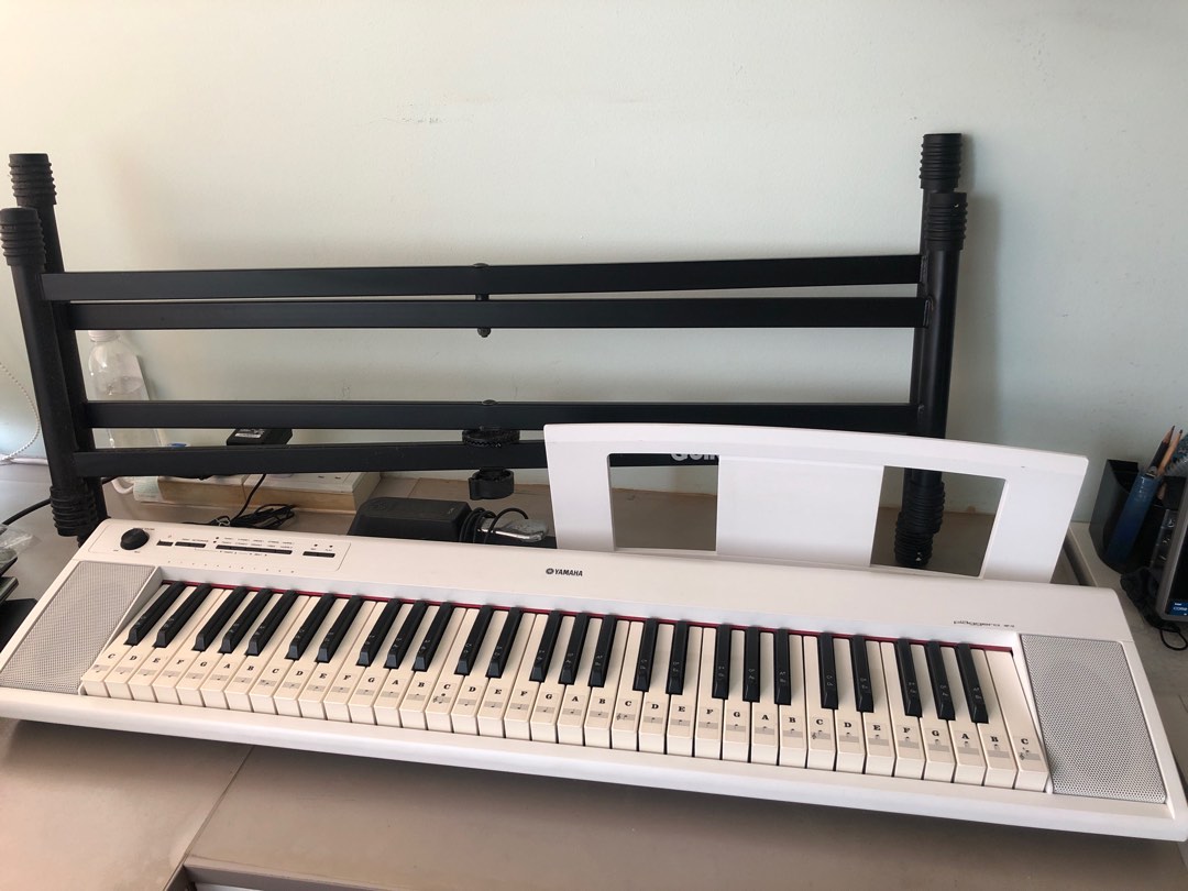 Yamaha Piaggero NP-12 Digital Piano, Hobbies & Toys, Musical ...