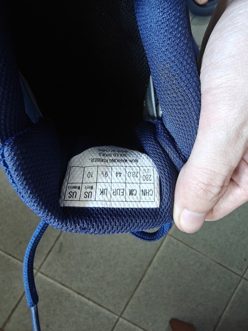 Yonex Aerus Z Men Badminton Shoes - Navy Blue, Men's Fashion, Footwear ...