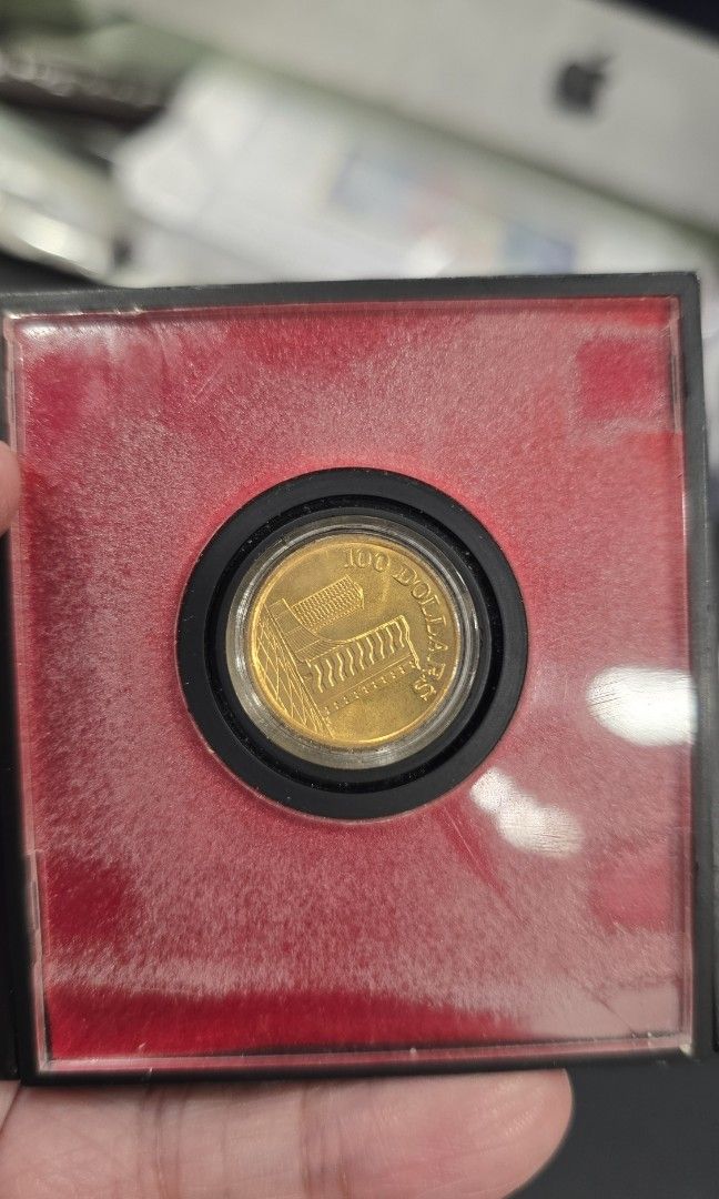 $100 Gold Coin 1975, Hobbies & Toys, Memorabilia & Collectibles ...