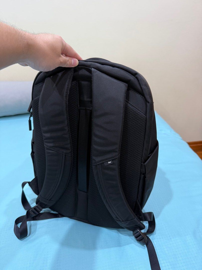 Aer Pro Pack 20L, Men's Fashion, Bags, Backpacks on Carousell