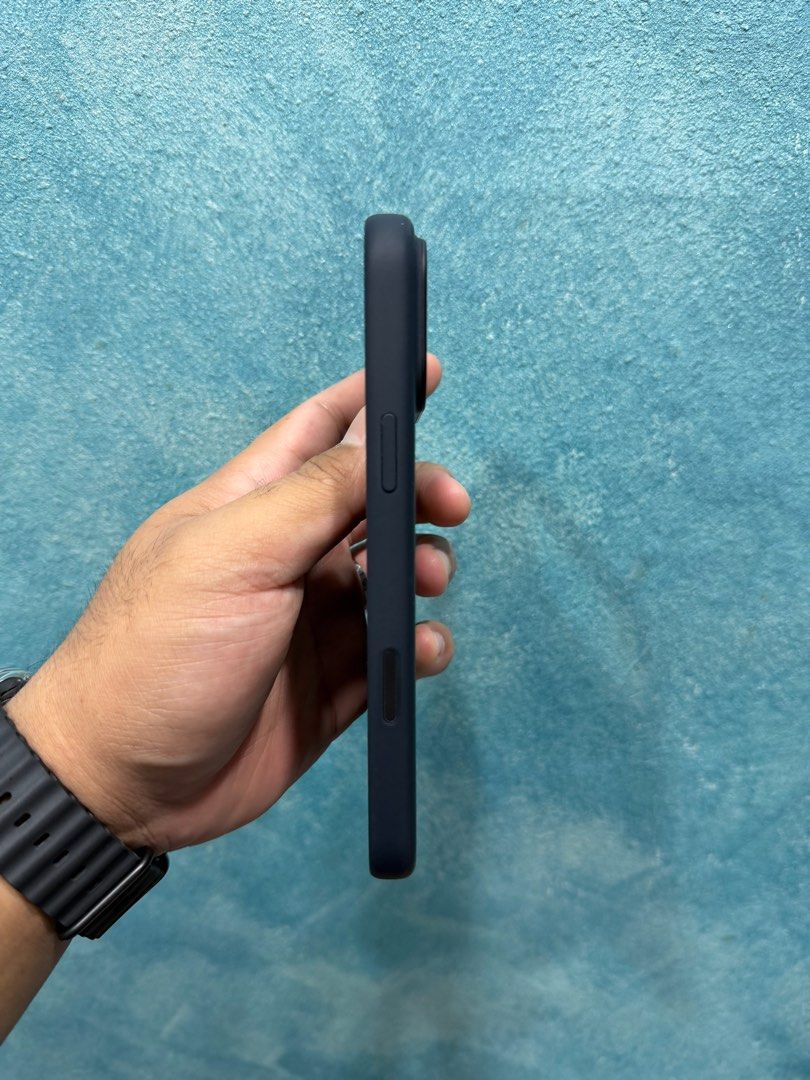 Apple Silicone case 17 pro max, Mobile Phones & Gadgets, Mobile ...